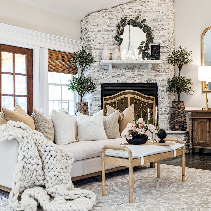 Farmhouse Decor Box | Decor Steals - Decor Steals