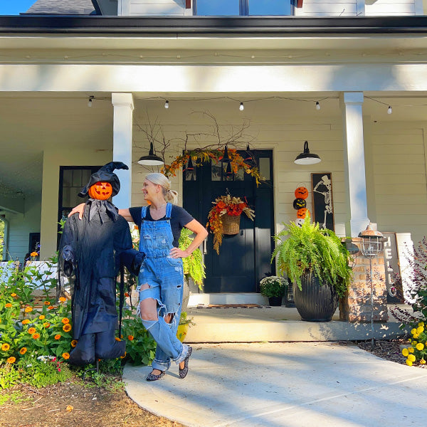 Floating Lightup Scarecrow with Timer - Decor Steals